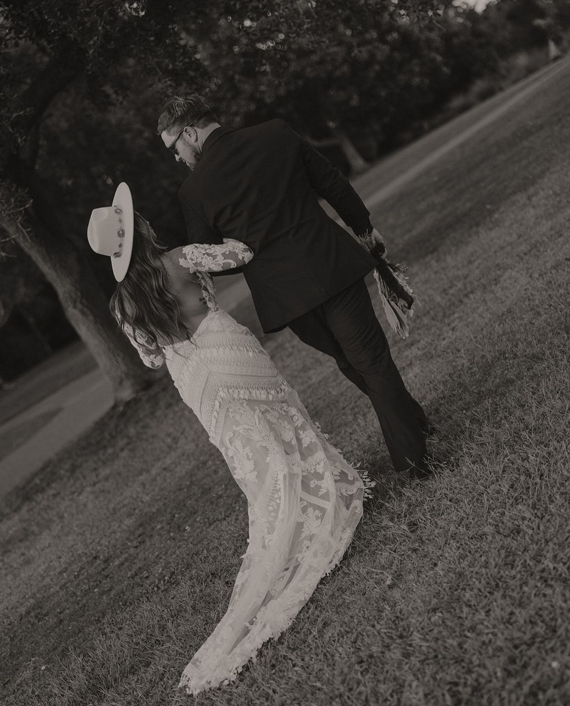 Nikki + Corey | Manteo, NC | tylarbrooke.photography